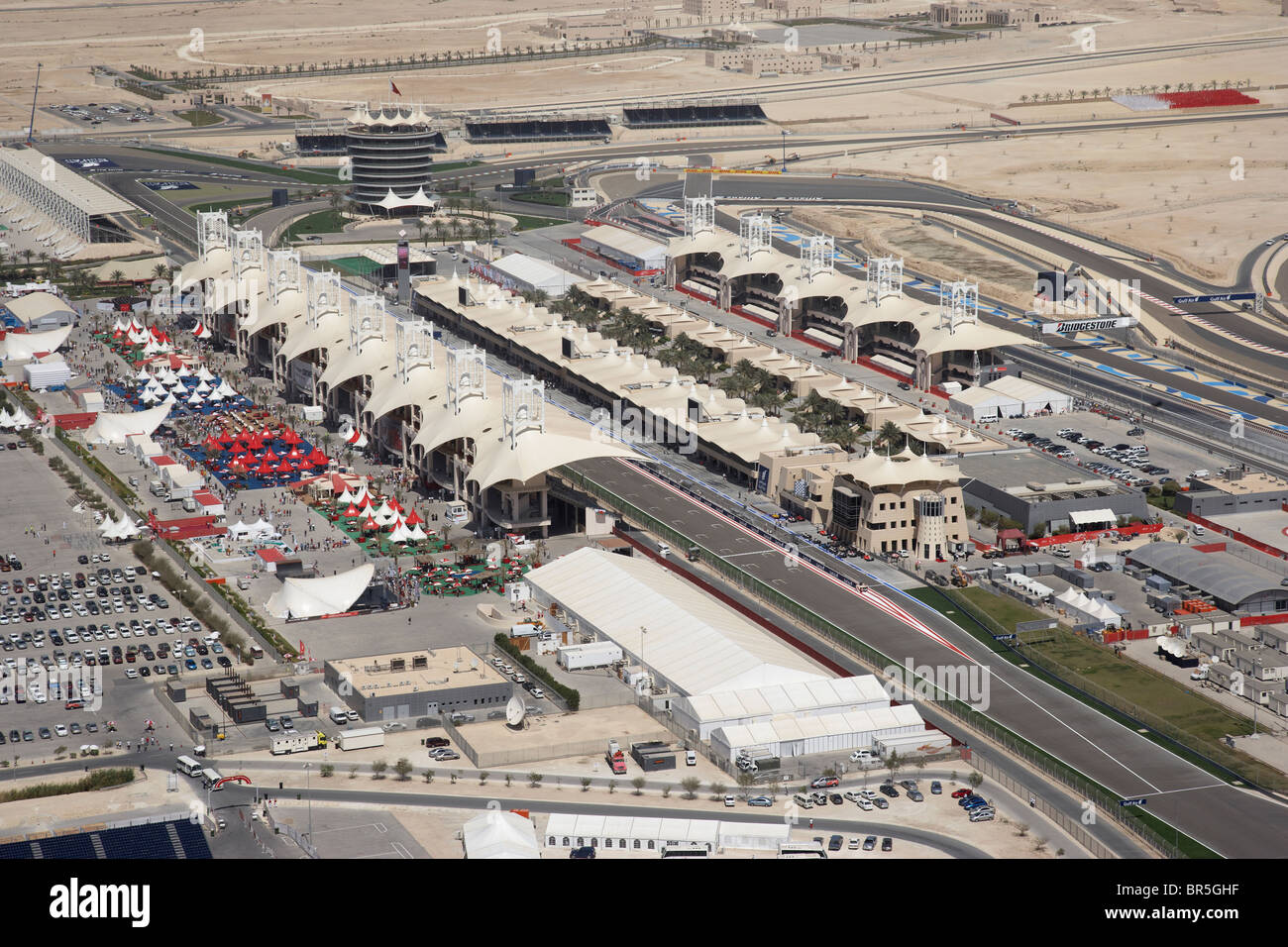 Aerial photo of the Bahrain International Circuit during the 2010 ...