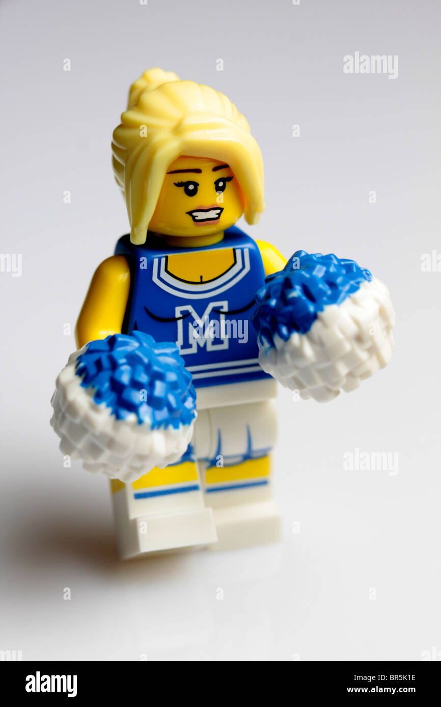 Cheerleader hi-res stock photography and images - Alamy