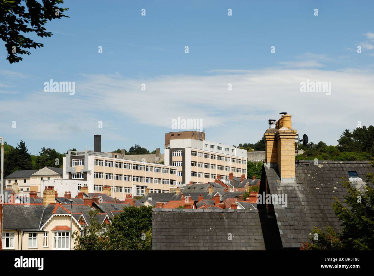 Hospitals buildings hi-res stock photography and images - Alamy