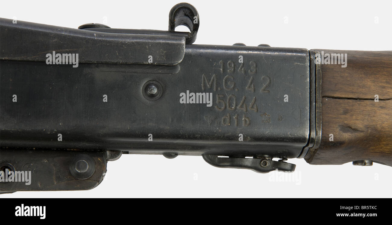 A German MG 42 machine gun, calibre 7,92 x 57, serial number 5044 ...