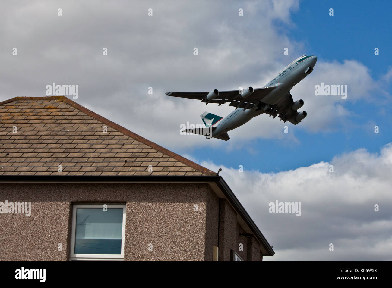 Noise pollution hi-res stock photography and images - Alamy
