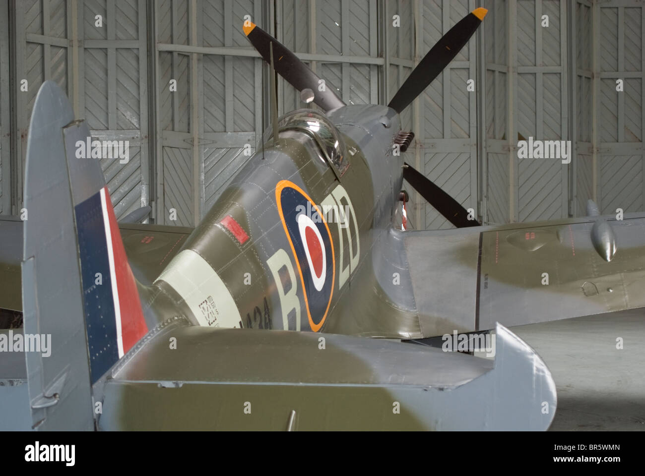 Supermarine Spitfire in Hangar Stock Photo - Alamy