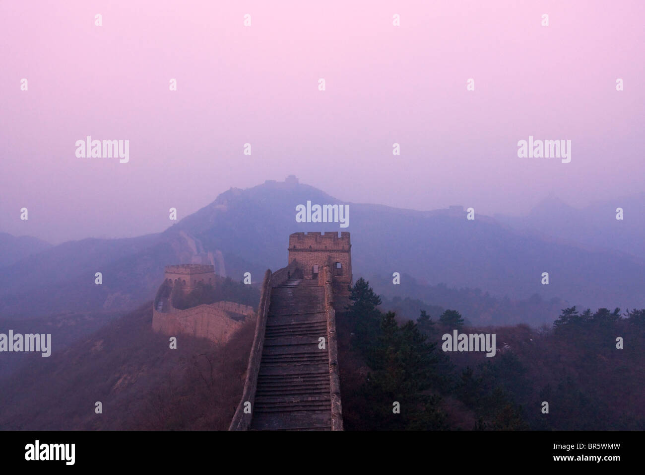 The great wall china sunrise hi-res stock photography and images - Alamy