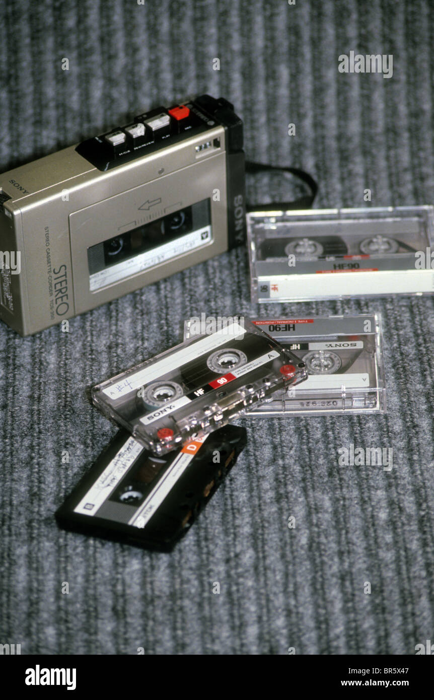 Cassette Tape Player Record Music Speech Portable Blank Electronic Machine Microphone Speaker