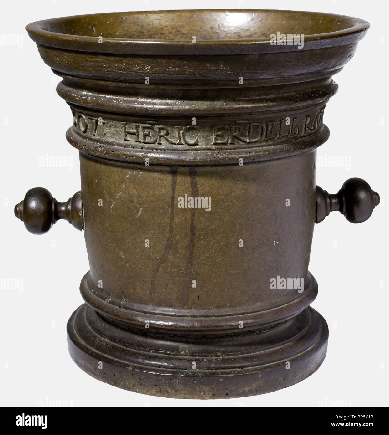 A large apothecary mortar, Regensburg, dated 1607 Bronze with beautiful ...