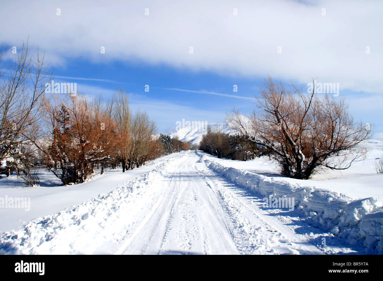 Cold season in armenia hi-res stock photography and images - Alamy