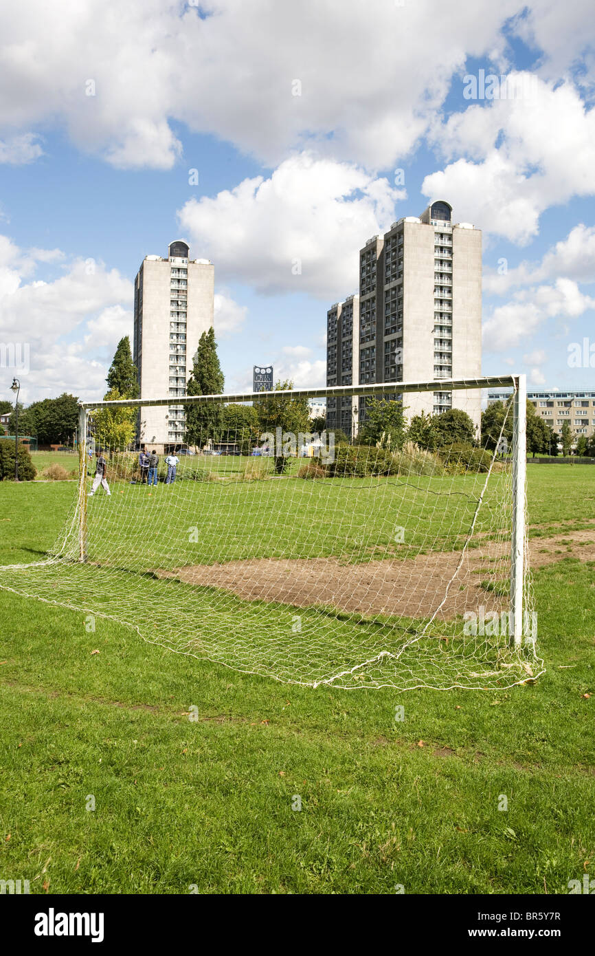 Goal towers hi-res stock photography and images - Alamy