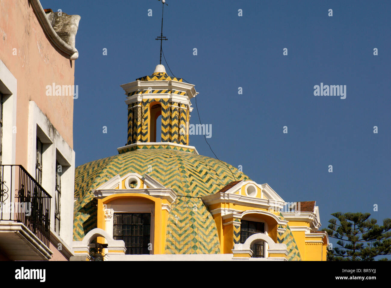 Talavera tiled dome of the Templo Capuchinas church, Puebla, Mexico ...