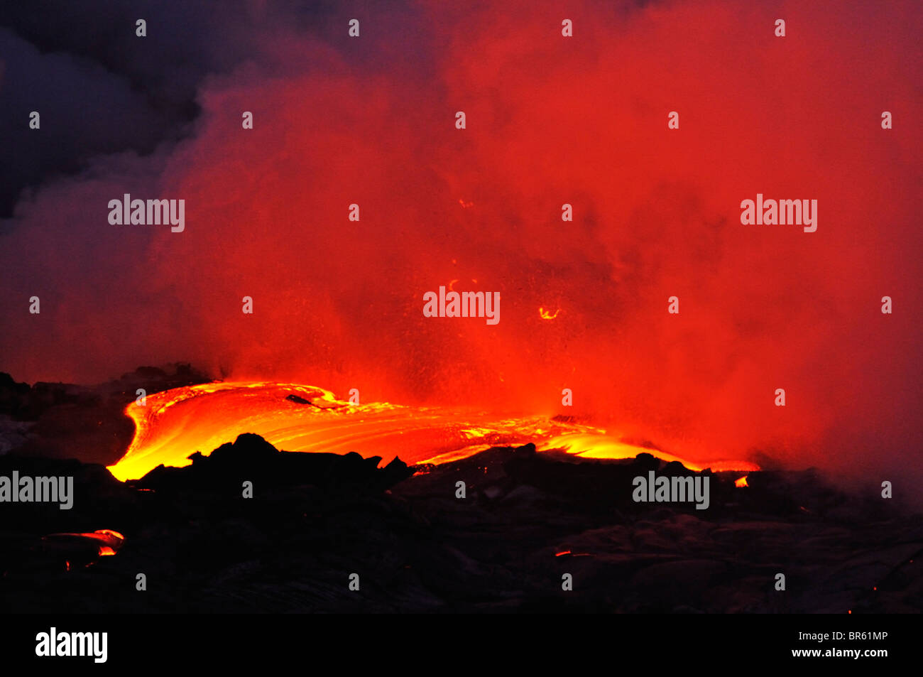 River of molten lava flowing to the sea, Kilauea Volcano, Hawaii ...