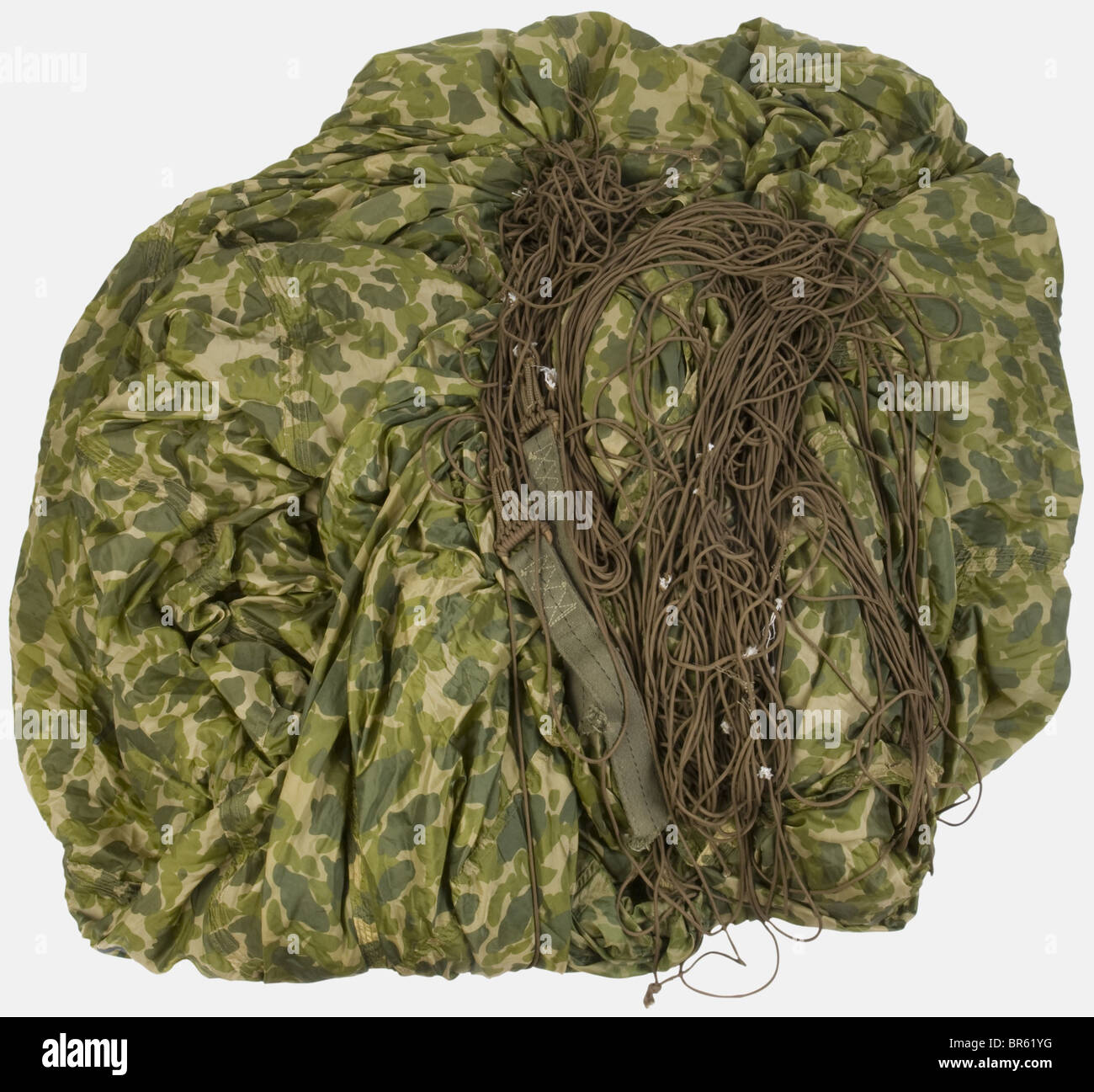 Camouflaged equipment hi-res stock photography and images - Alamy