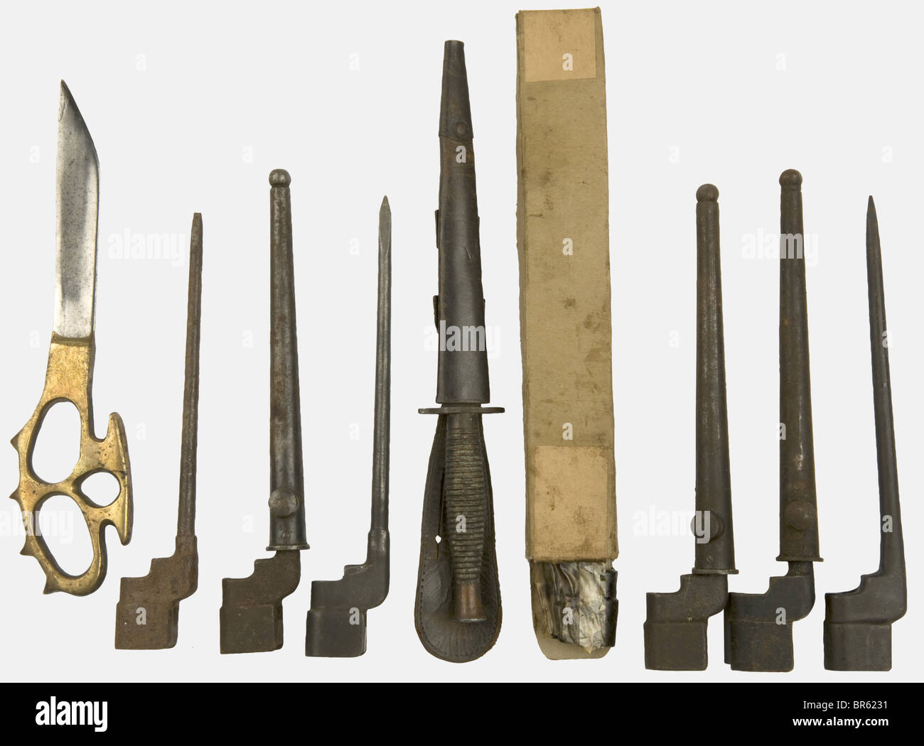 A group of spike bayonets of the English Army., Three without scabbard ...