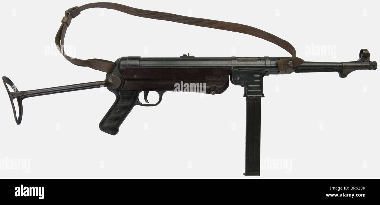 A German submachine gun MP 40, stamped "ayf" and "1943" (Waffenfabrik B ...
