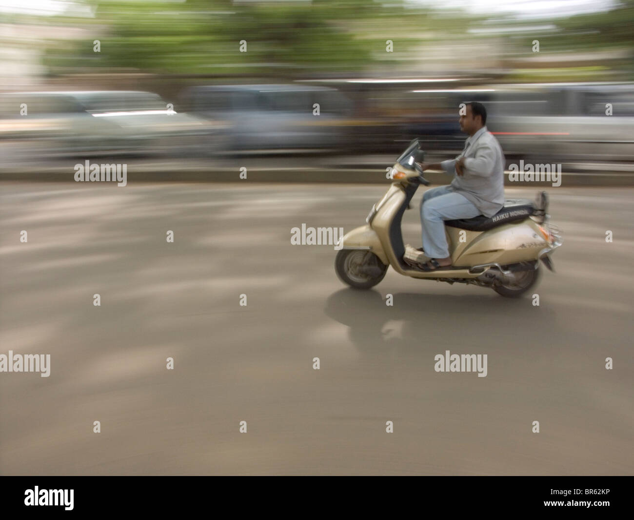 Scooter rider india hi-res stock photography and images - Alamy