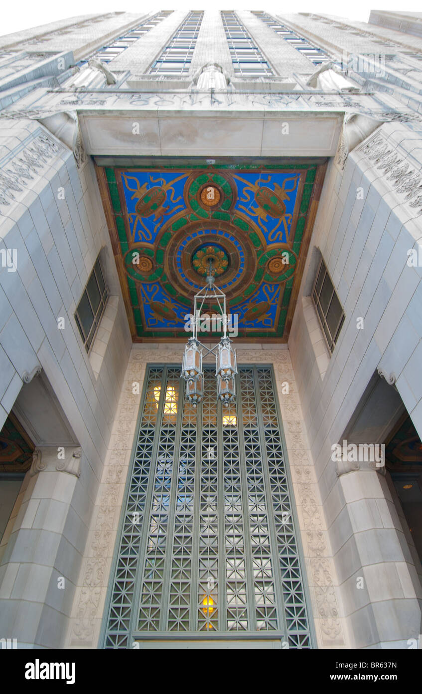 8-foot tall figures "Power, Light and Heat" over entrance of Alabama ...