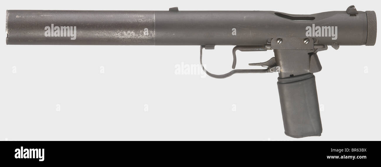 A silencer pistol Welrod Mk I in 9 mm Parabellum cal., apart from later ...