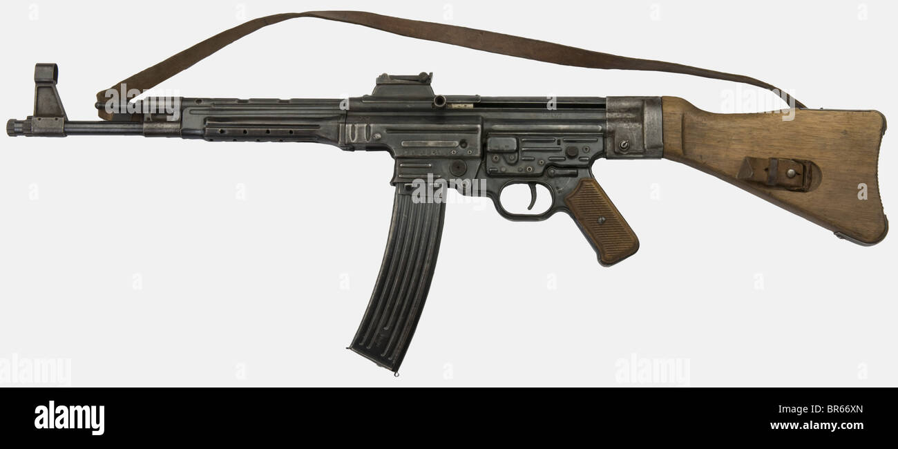 German assault rifle hi-res stock photography and images - Alamy