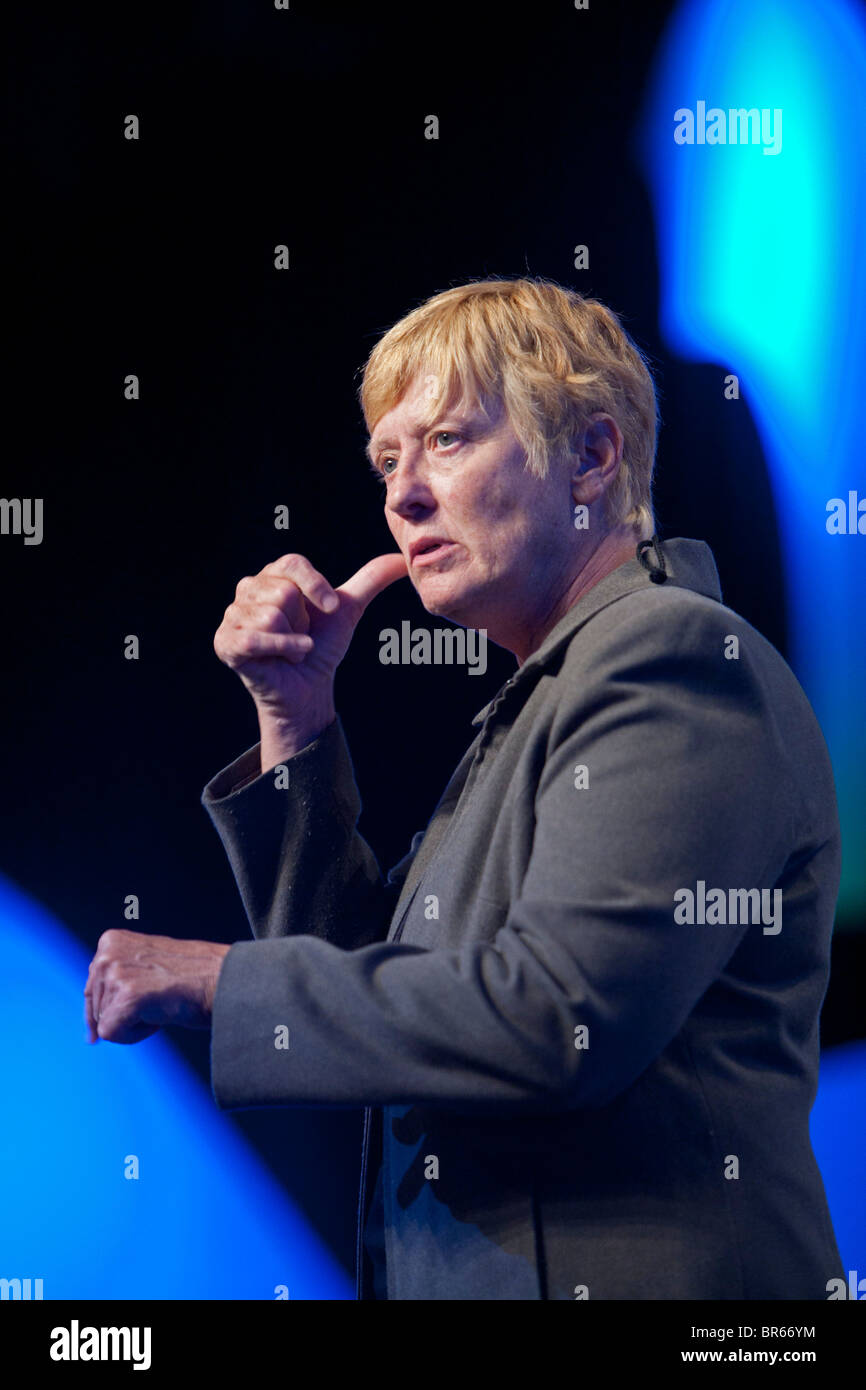 Sign language interpreter hi-res stock photography and images - Alamy