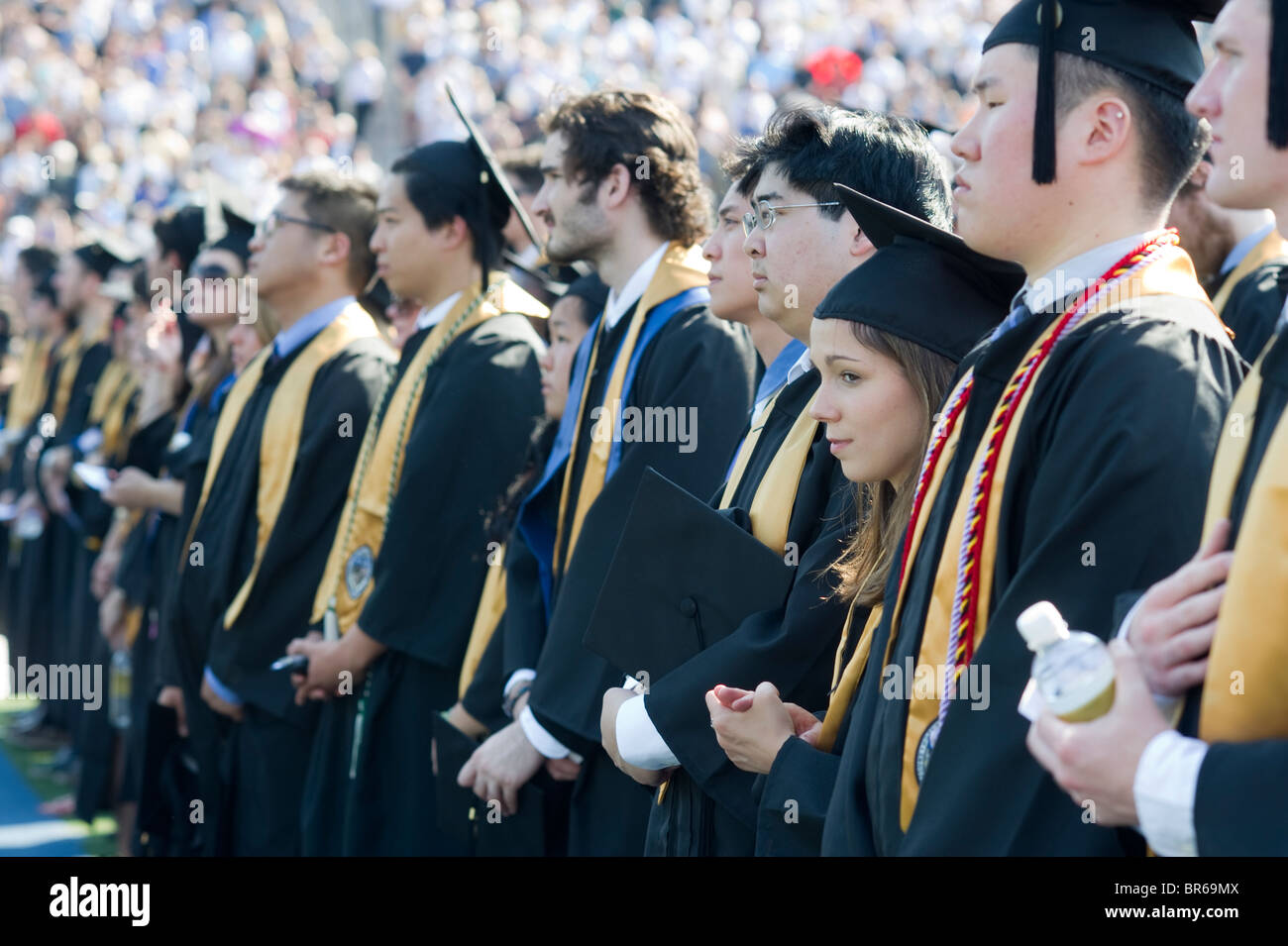 Graduation ceremony college hi-res stock photography and images - Alamy