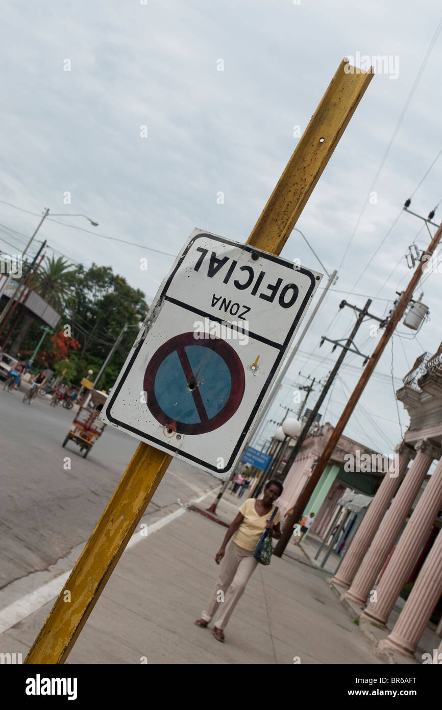 Road signs in Cuba Stock Photo - Alamy