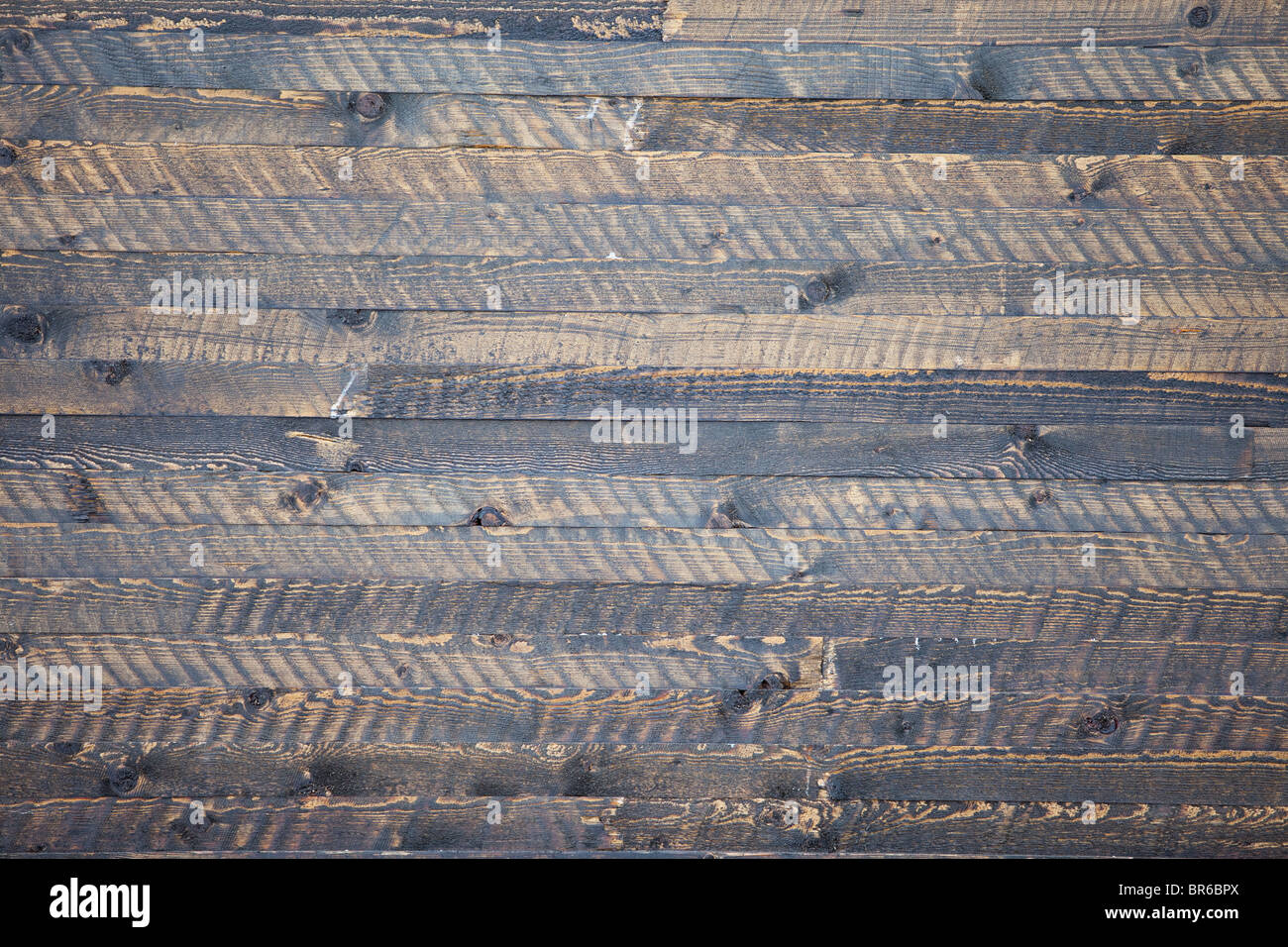 House wall of wood Stock Photo - Alamy