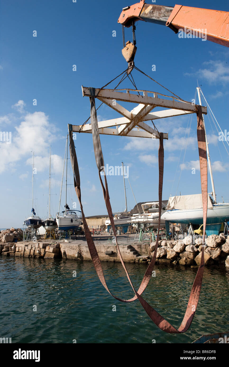 Navy crane ships hi-res stock photography and images - Alamy