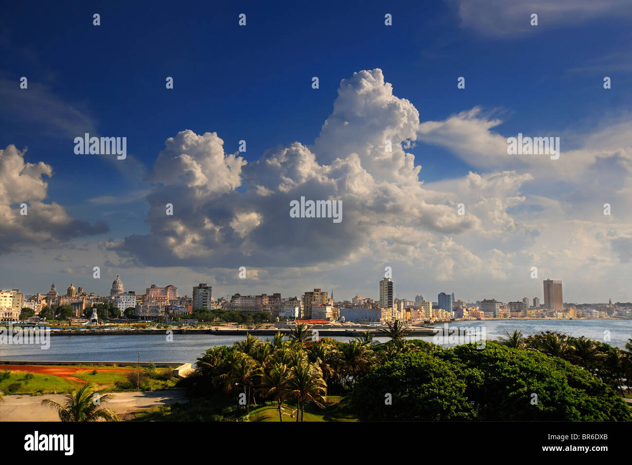 Havana bay view hi-res stock photography and images - Alamy