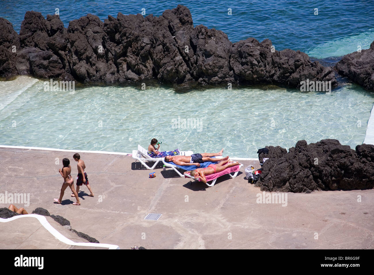 Tidal seawater swimming pool hi-res stock photography and images - Alamy