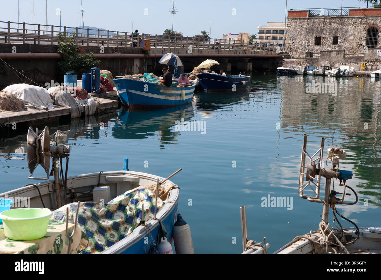 Little fishing boats hi-res stock photography and images - Alamy