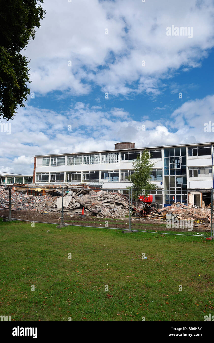 Old comprehensive school hi-res stock photography and images - Alamy