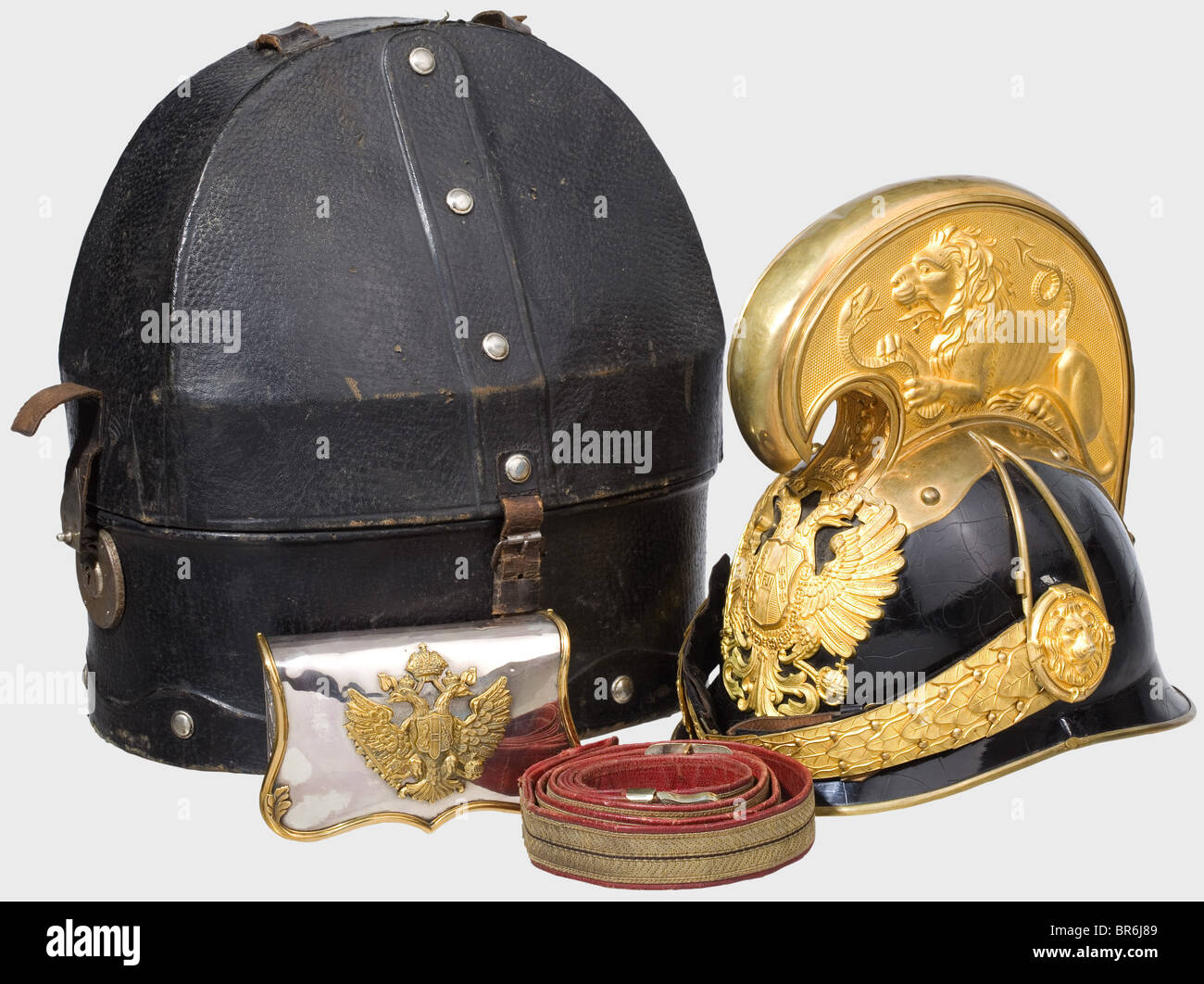 A model 1905 helmet for dragoon officers., Black-lacquered, slightly ...