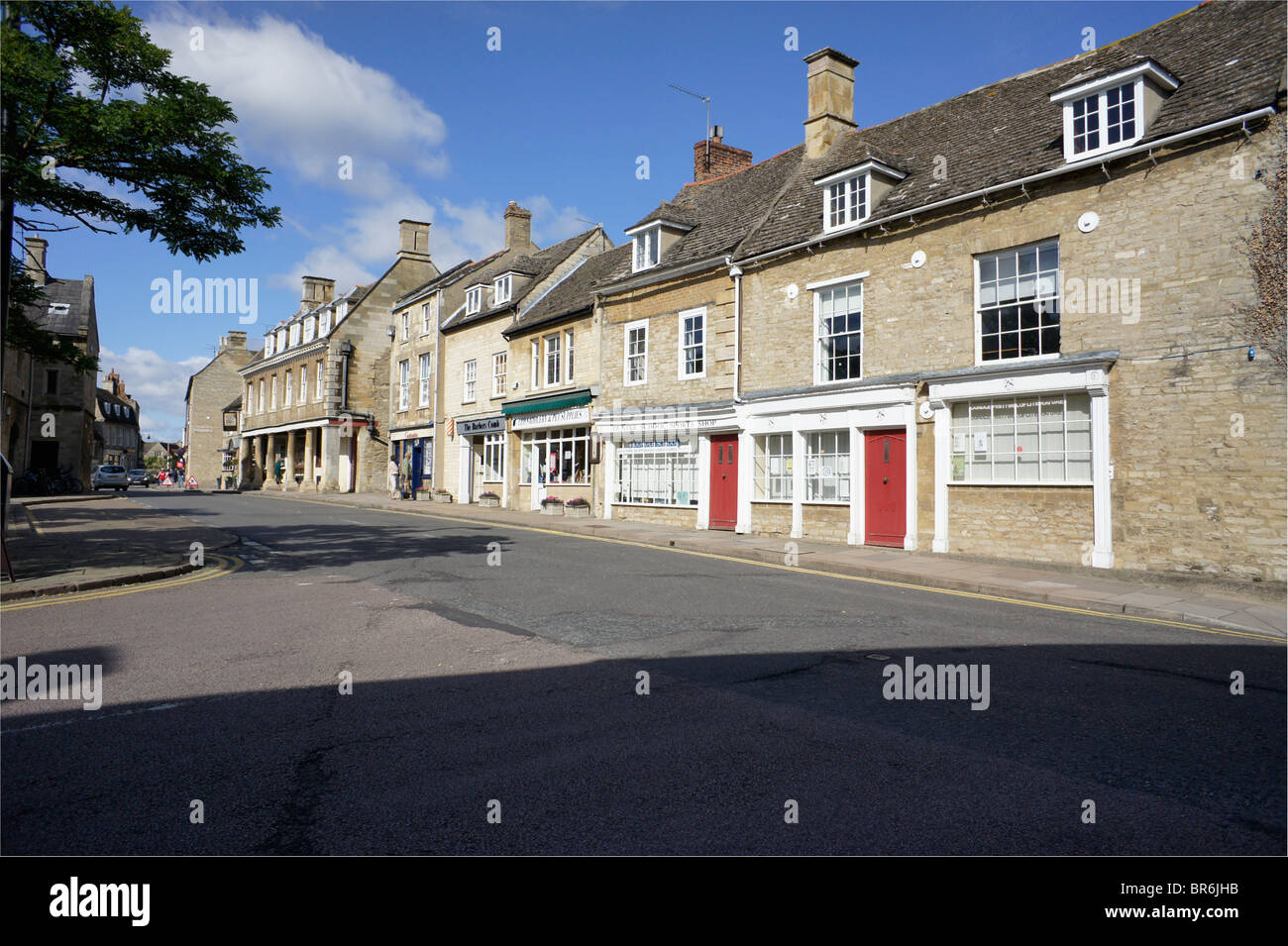 The main street in Oundle, English market town Stock Photo - Alamy