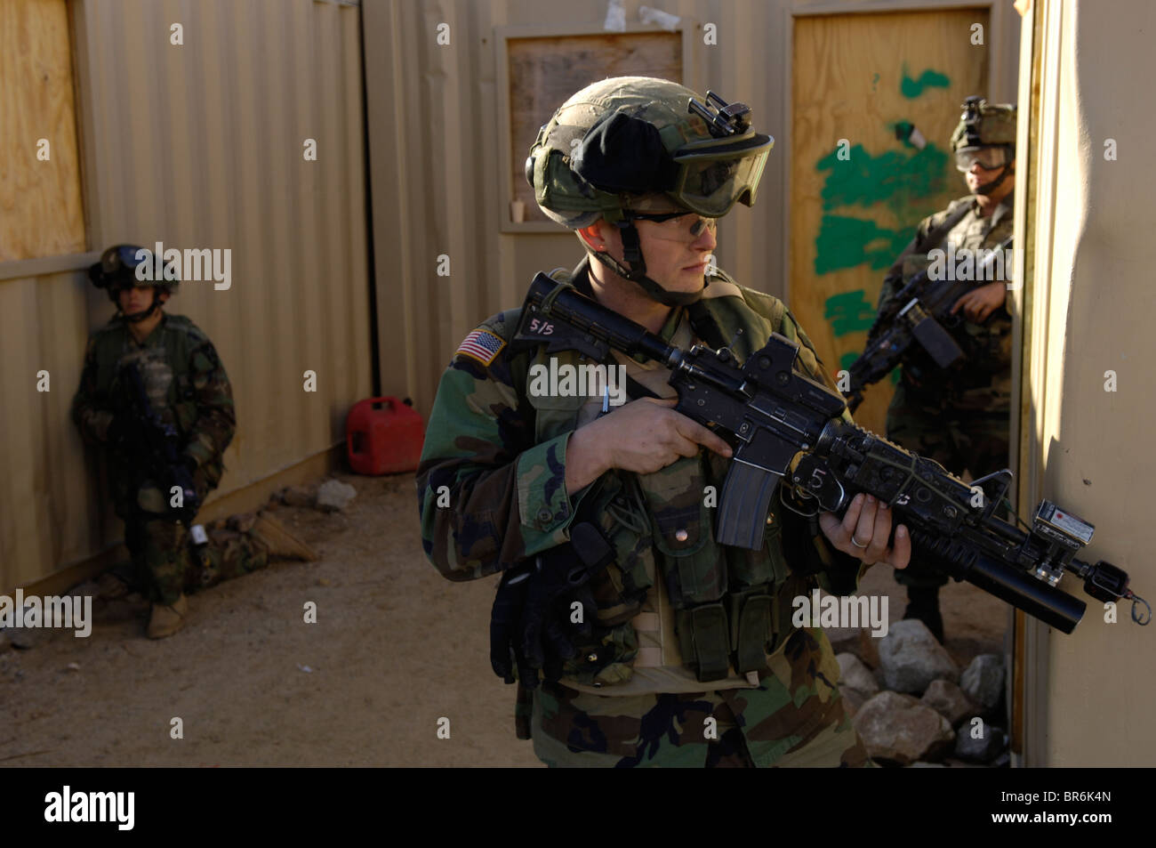 Army desert training at Fort Irwin Stock Photo - Alamy