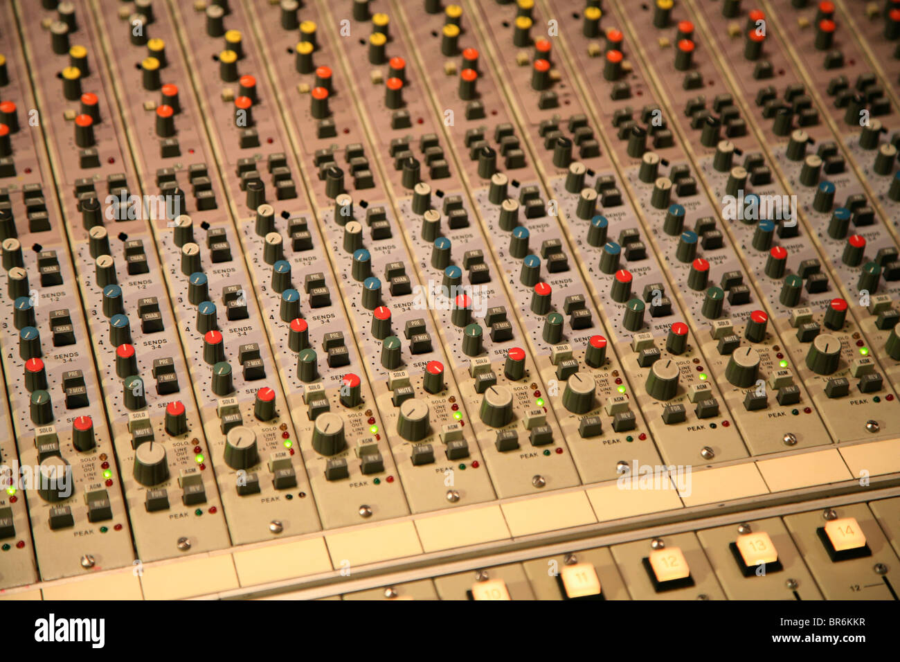 What a sound hi-res stock photography and images - Alamy