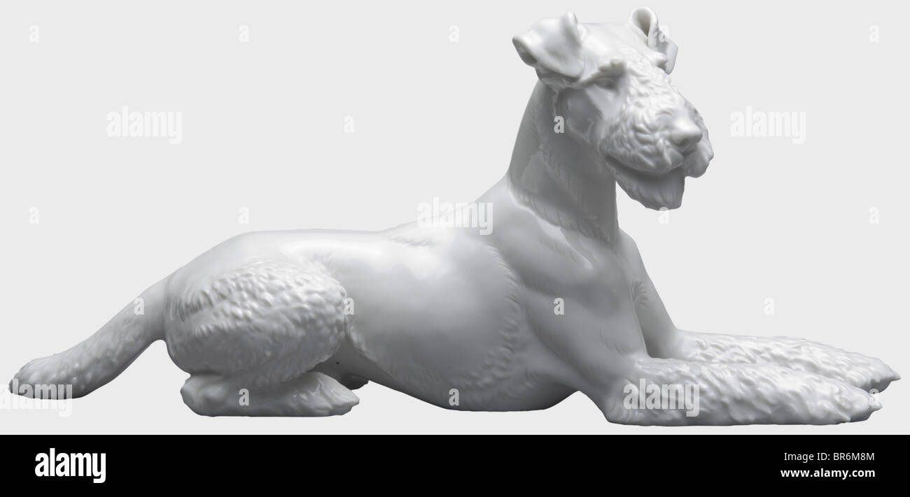 Recumbent model hi-res stock photography and images - Alamy