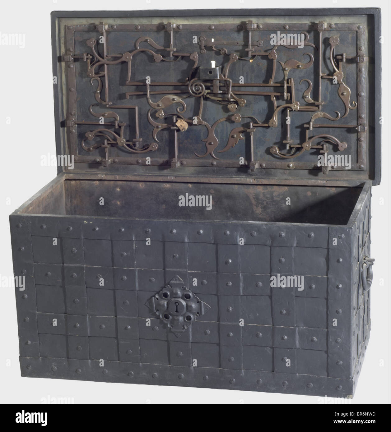 A large German war chest, 1st half of the 17th century. Iron chest ...