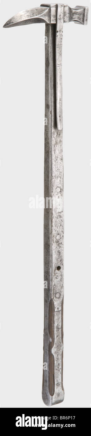 A German war hammer, 1st half of the 16th century. Striking head with ...