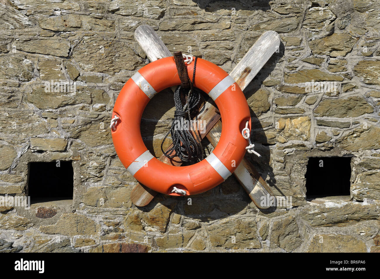 Life belt hi-res stock photography and images - Alamy