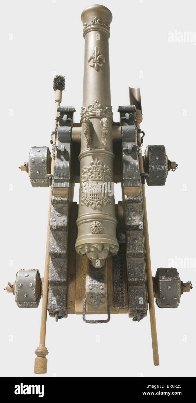 Ships cannon hi-res stock photography and images - Alamy