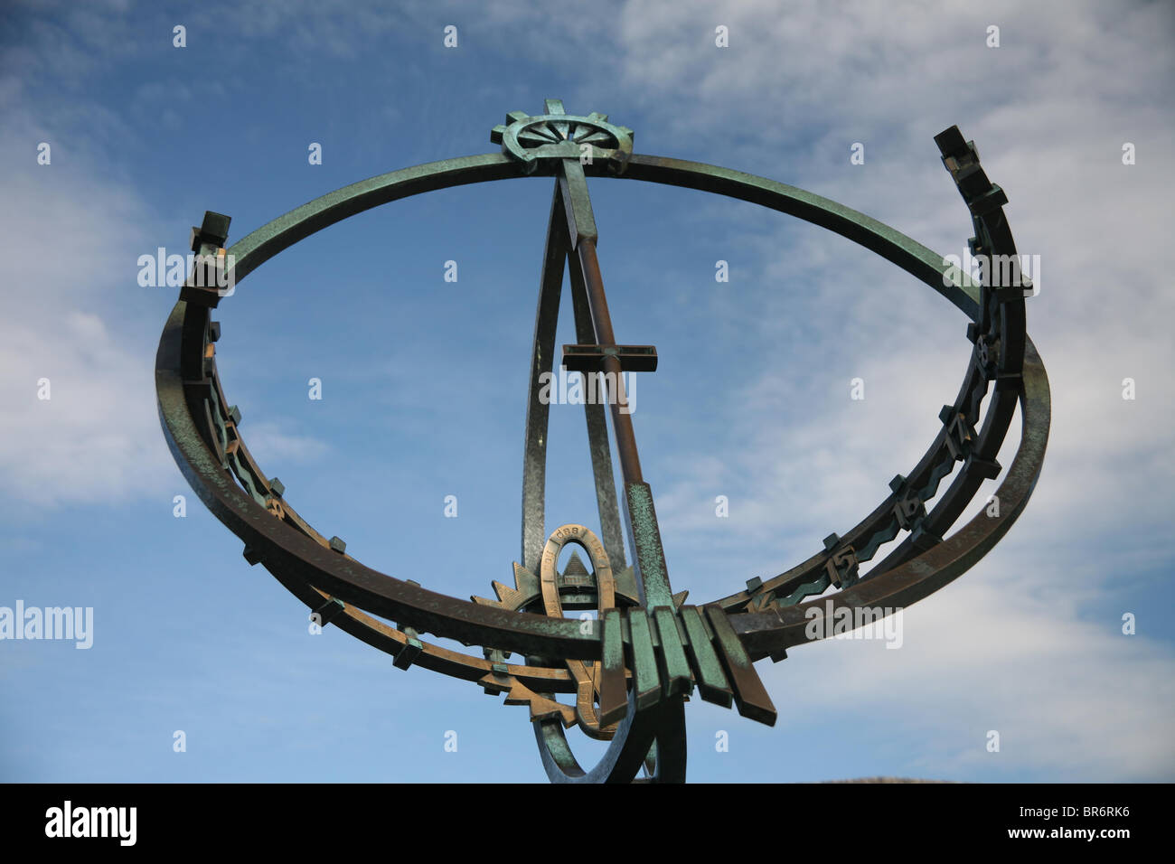 Norway's famous statues at Vigeland Park Oslo, sun dial Stock Photo - Alamy