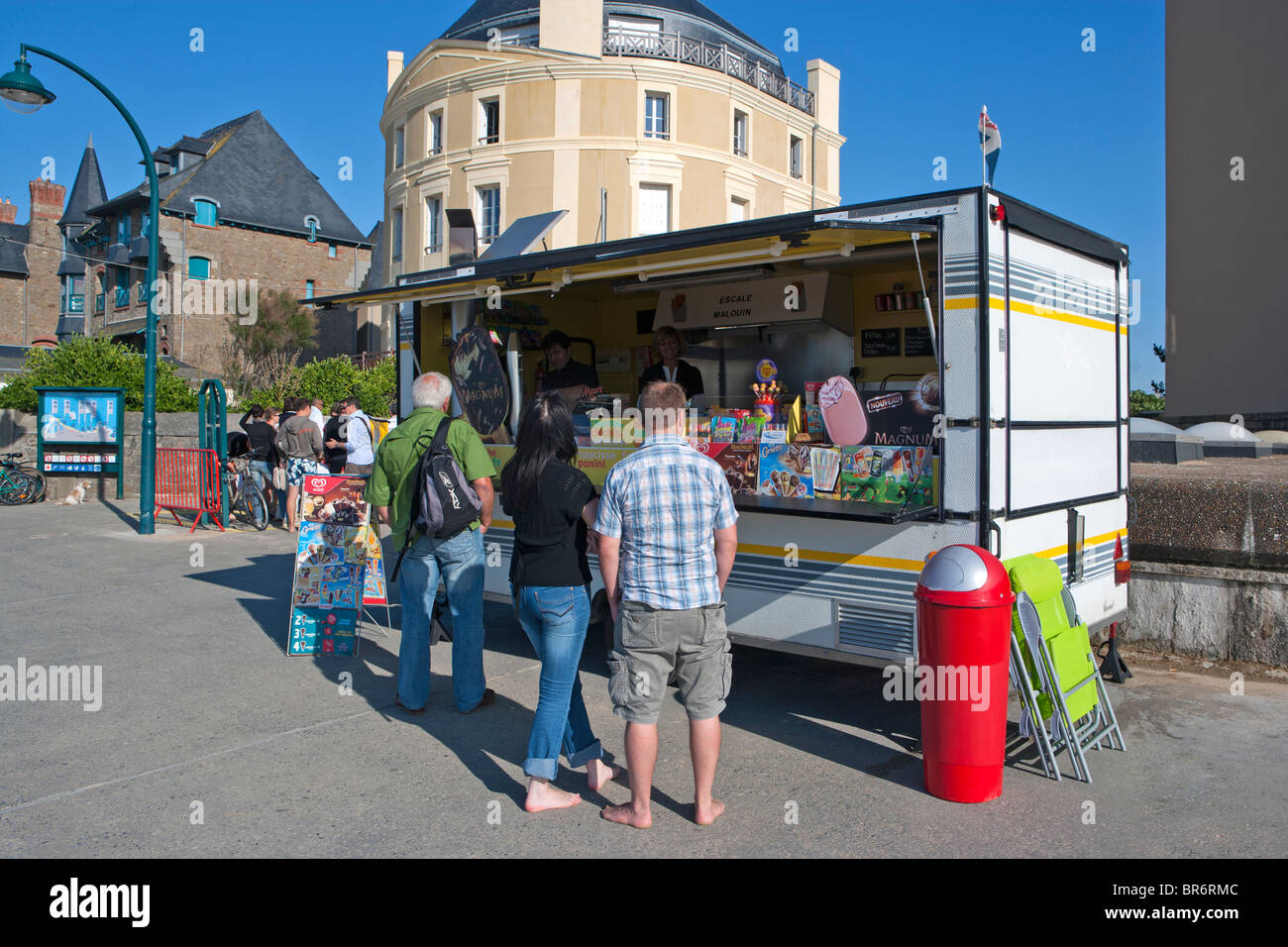 Mobile snack bar hi-res stock photography and images - Alamy