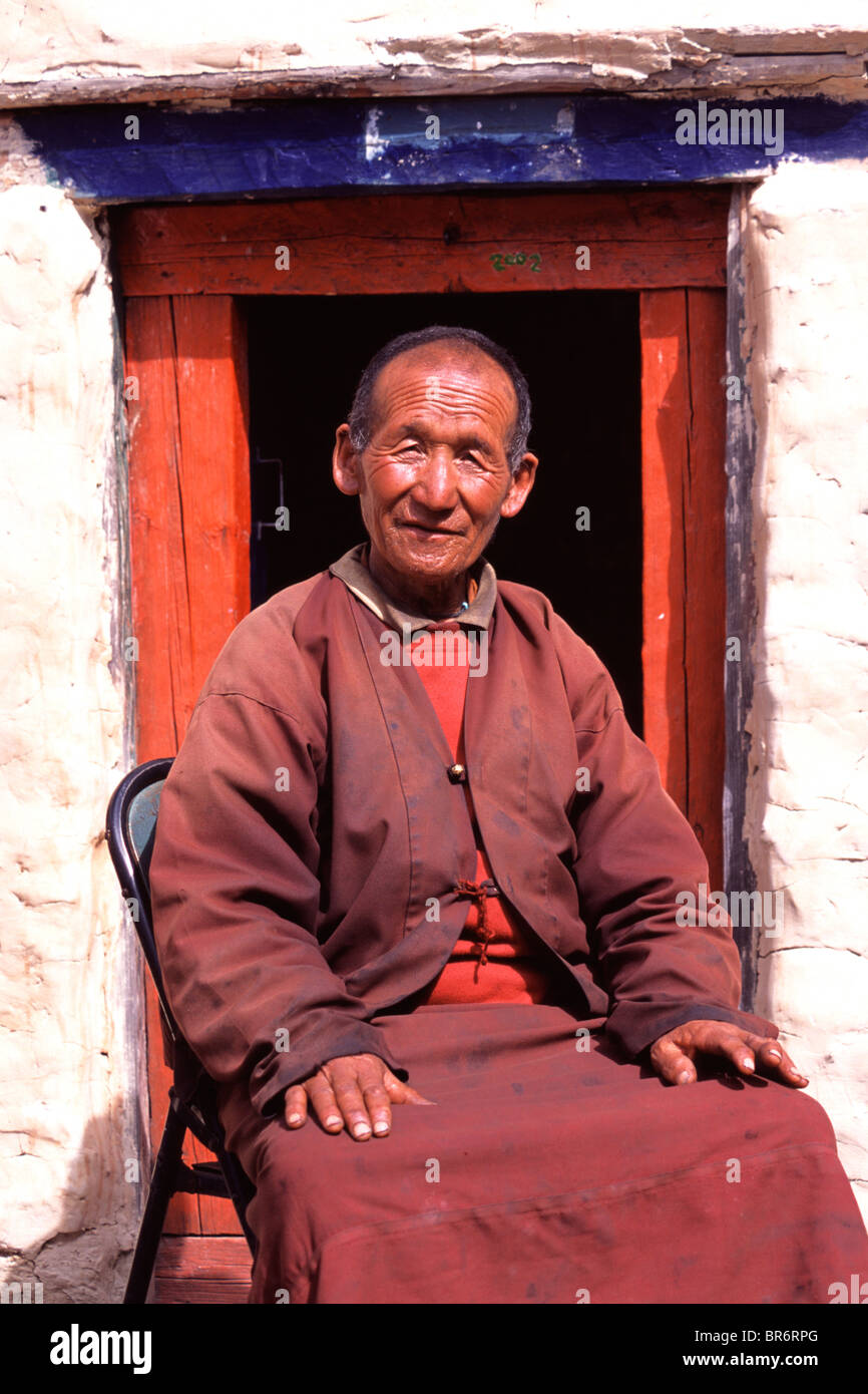 A Buddhist lama in Samagoan village in Nepal Stock Photo - Alamy