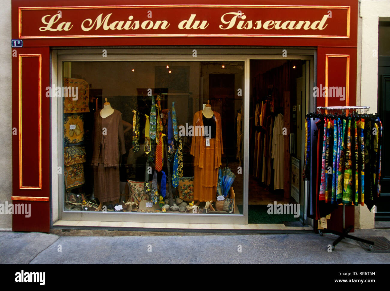 St remy de provence shop hi-res stock photography and images - Alamy