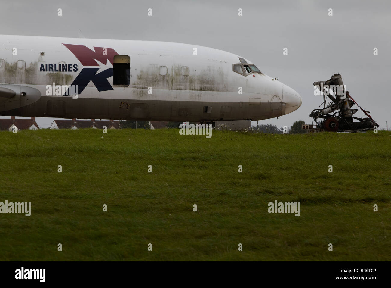 old passenger plane Stock Photo - Alamy