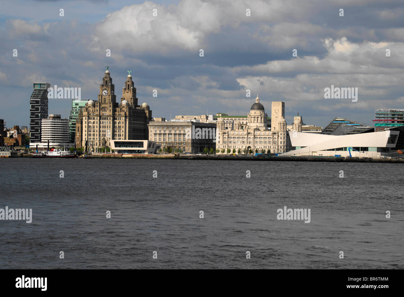 The River Mersey from the Wirral with The Royal Liver Buildings in the ...