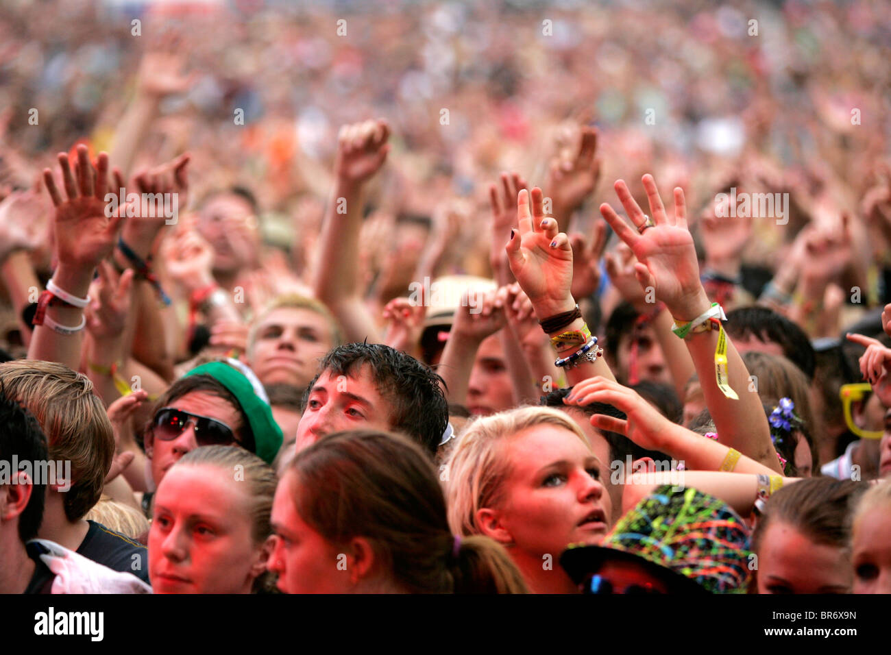 V FESTIVAL CROWD CHELMSFORD Stock Photo - Alamy