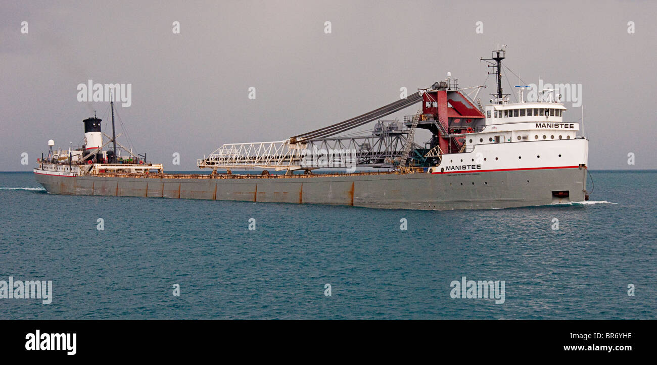 Great lakes cargo ship hi-res stock photography and images - Alamy