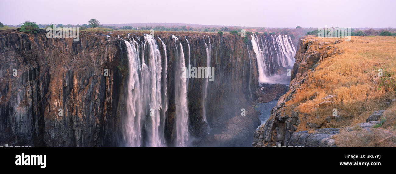 Victoria Falls landscape, Zimbabwe, South Africa Stock Photo - Alamy