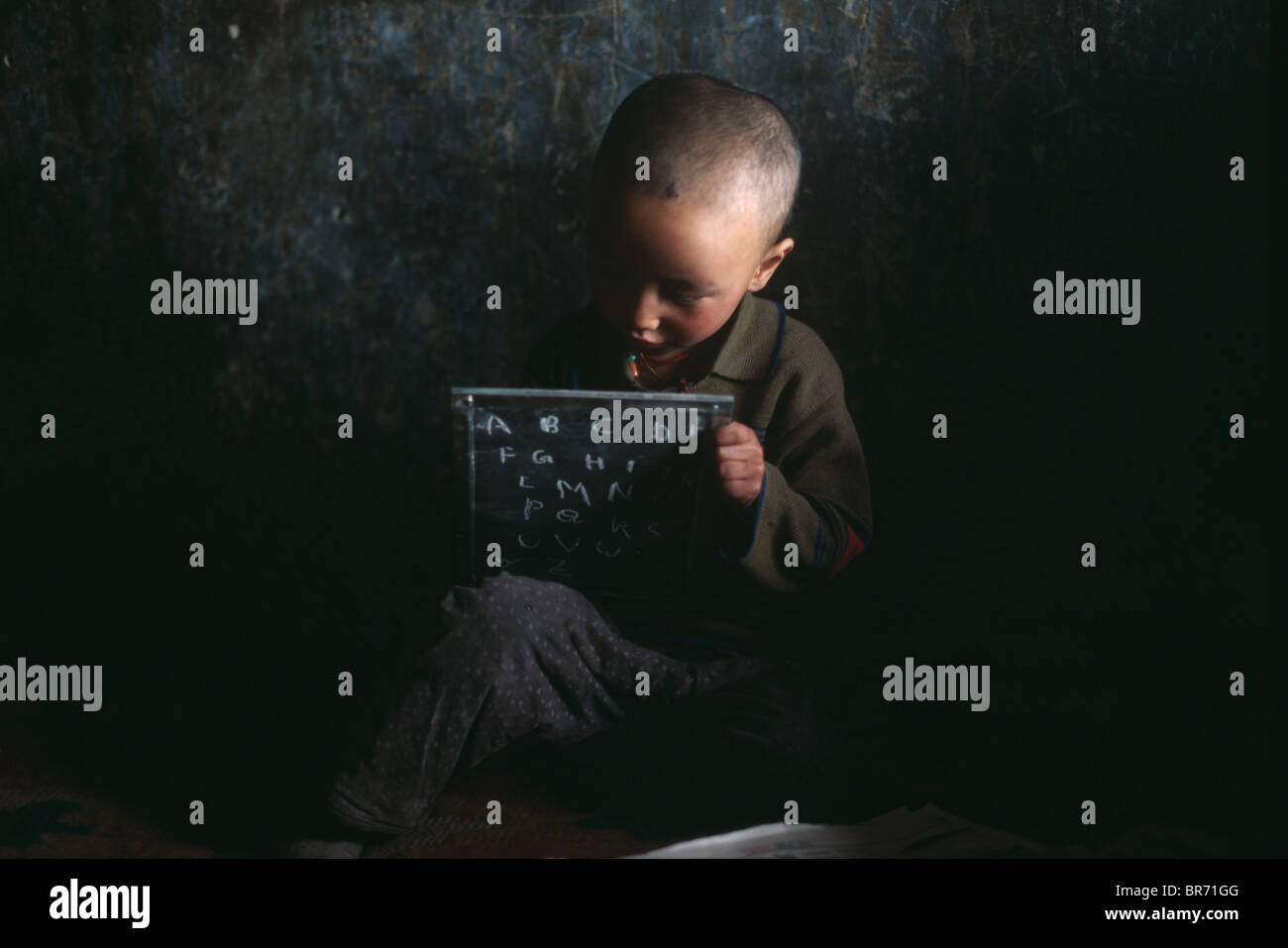 Girl child slate hi-res stock photography and images - Alamy