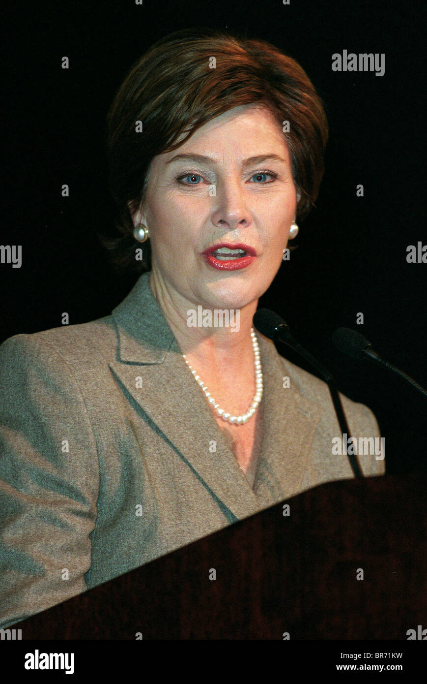 Laura bush hi-res stock photography and images - Alamy