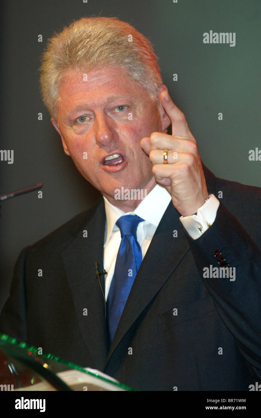 BILL CLINTON EX PRESIDENT OF USA 03 October 2002 LABOUR PARTY ...